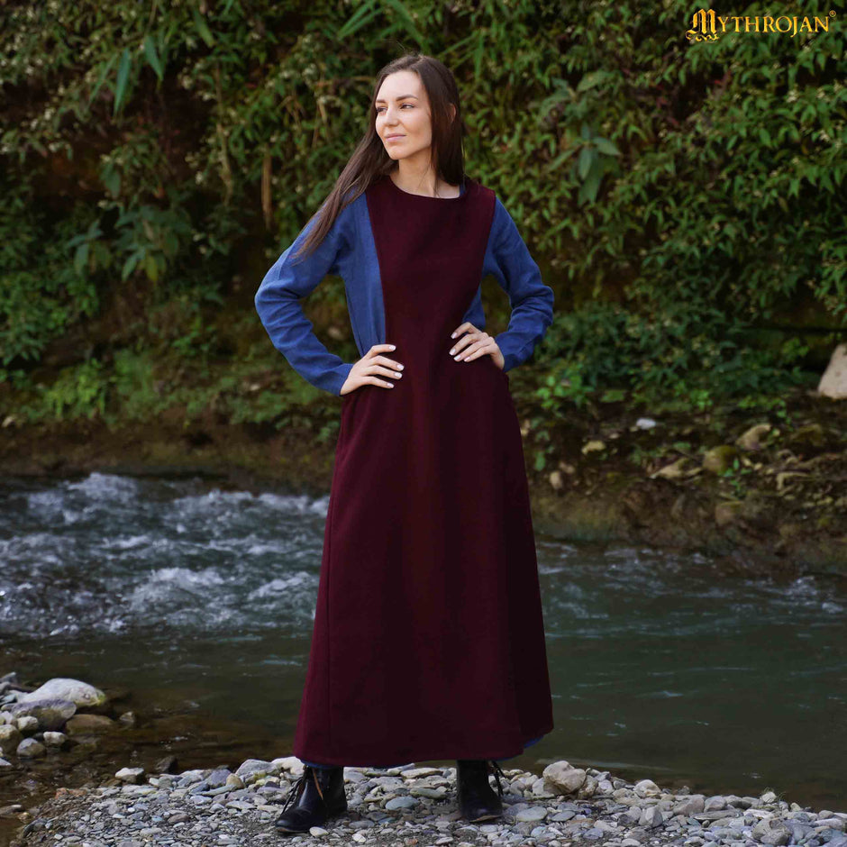 Medieval Tabard Clothing | Medieval Surcoats Online – Mythrojan